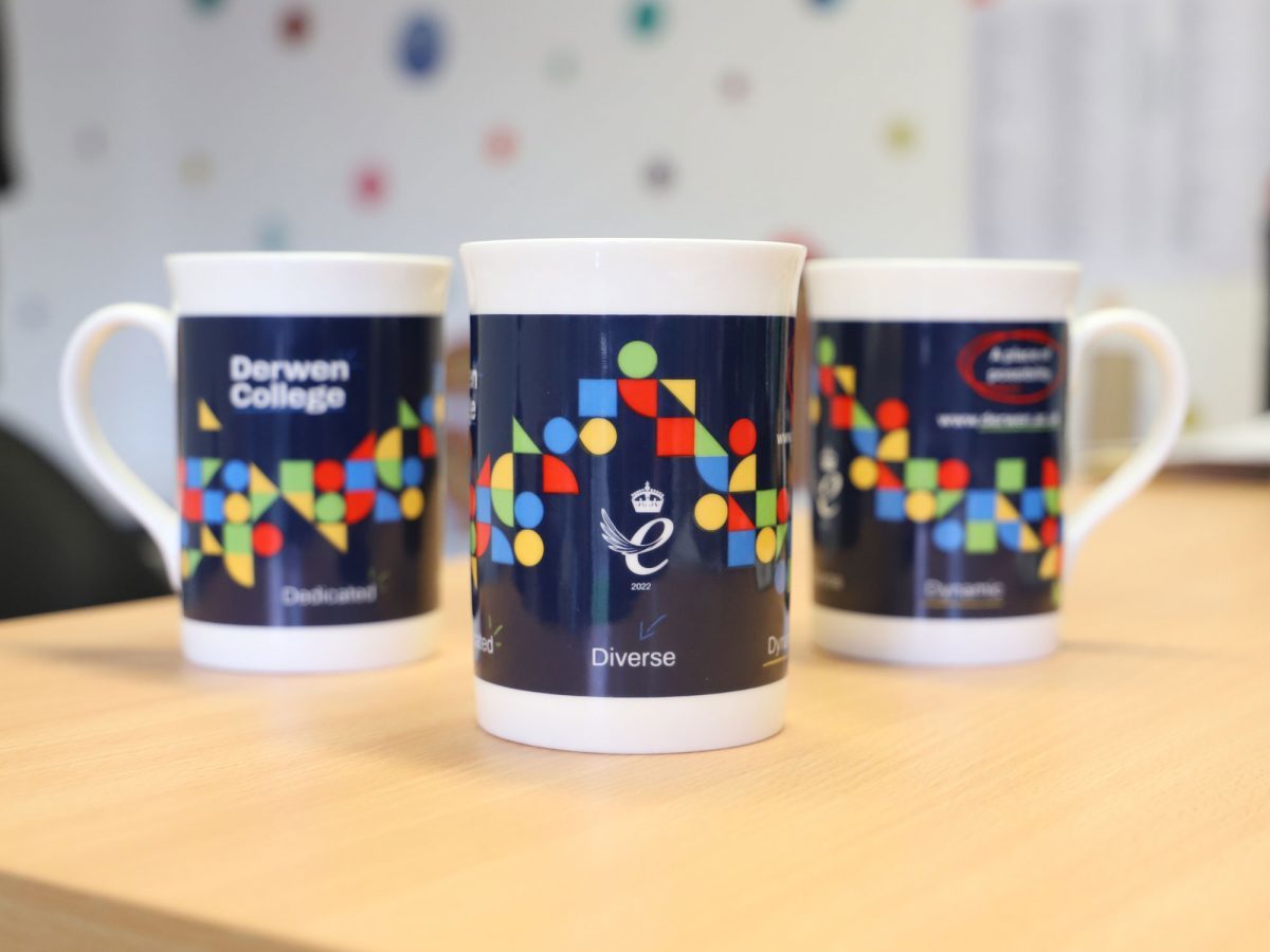 Derwen College Mugs - Derwen College